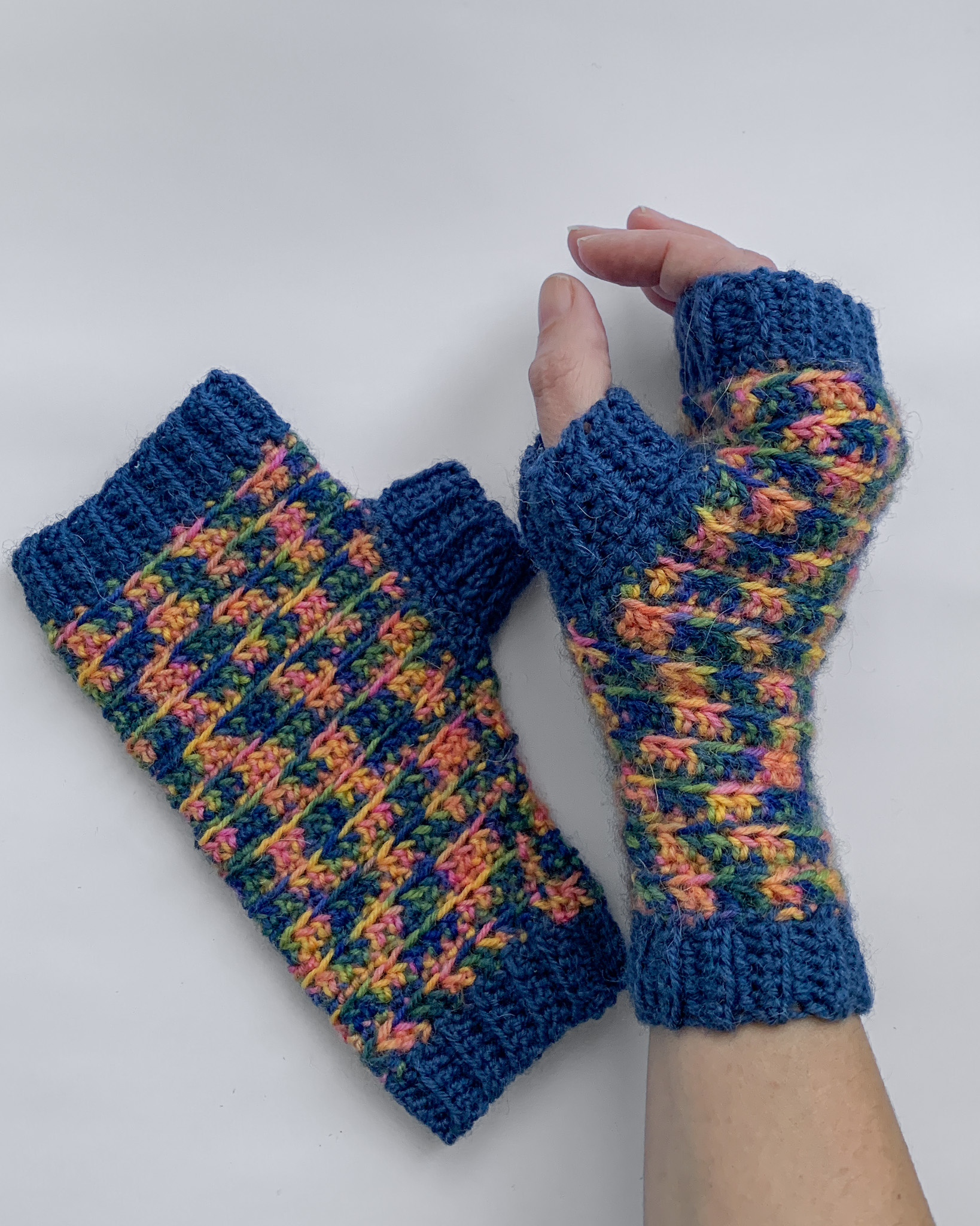 Might Mitts - Crochet Fingerless Gloves - Dora Does